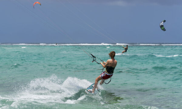 The Ultimate Guide to the 10 Best Kiteboarding Spots Worldwide