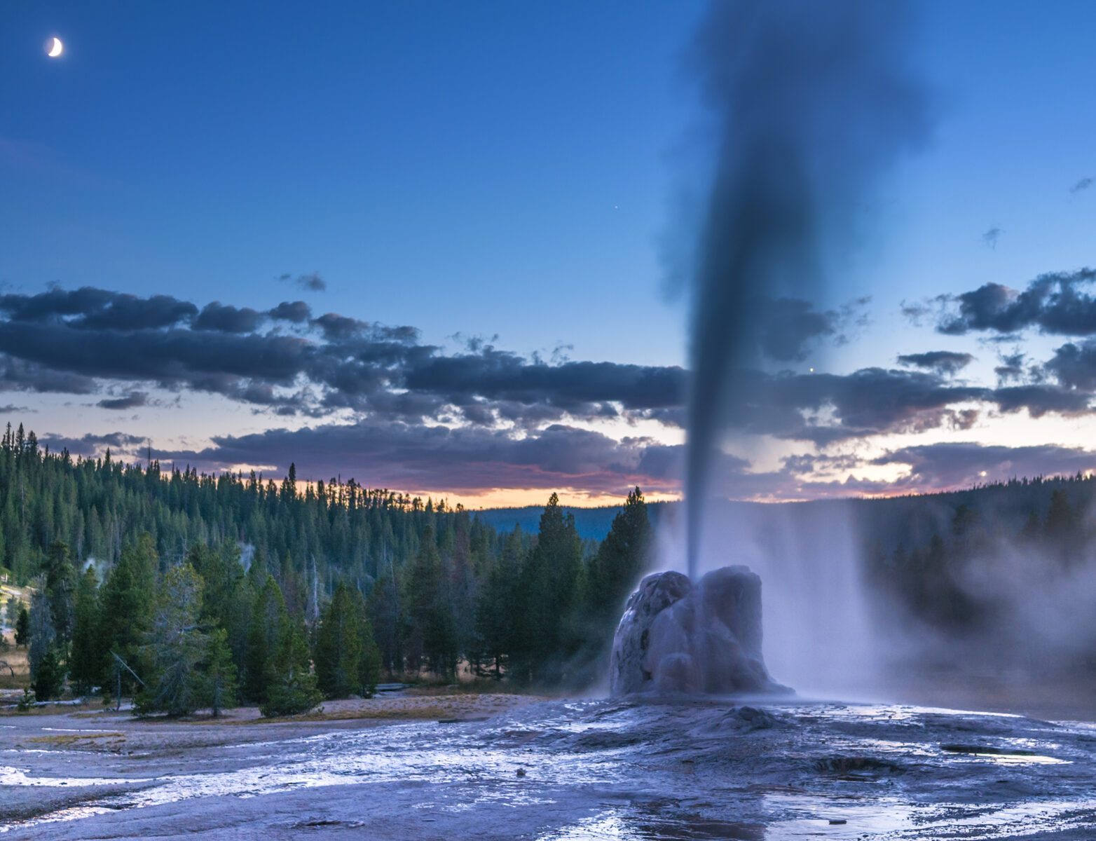 Hike Bechler River Trail in Yellowstone National Park | 57hours