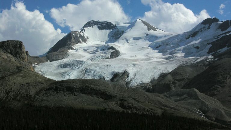 Alpine Climbing on Mt. Athabasca, Jasper, AB | 57hours