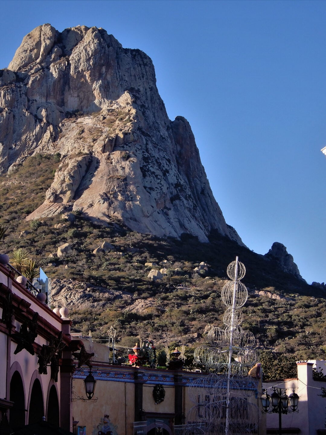 Guided Rock Climbing in Pena de Bernal, MX | 57hours