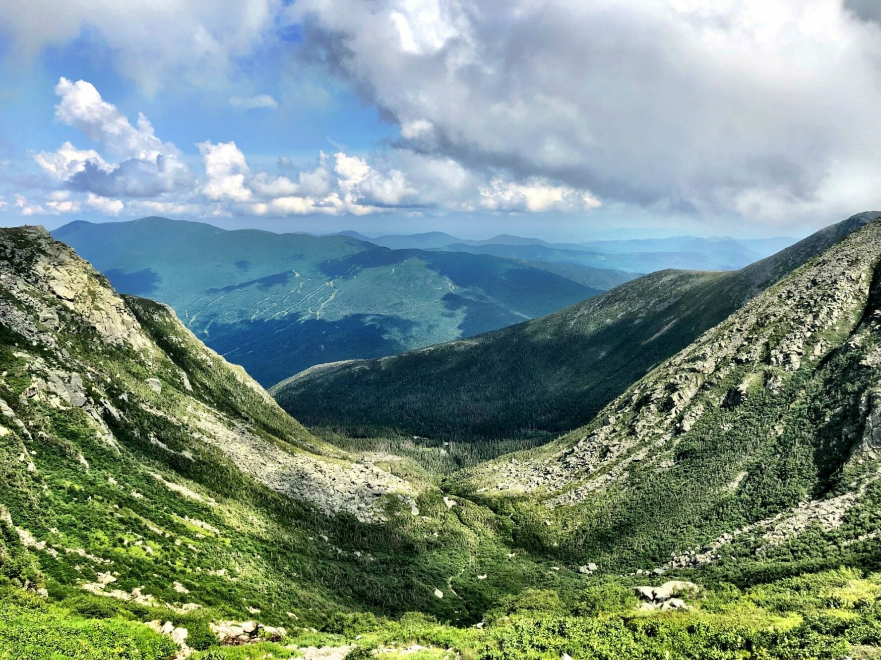The Best Hikes in New Hampshire For Views Anyone Can Enjoy