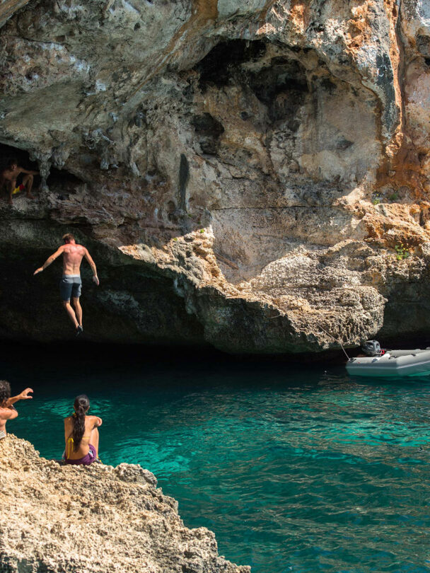Guided Catalonia Climbing Trip in Montserrat | 57hours