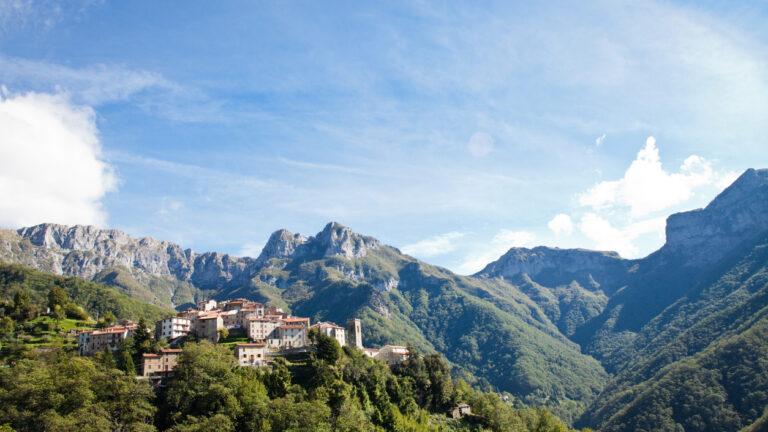 Guided Hiking Trip Through Tuscany | 57hours
