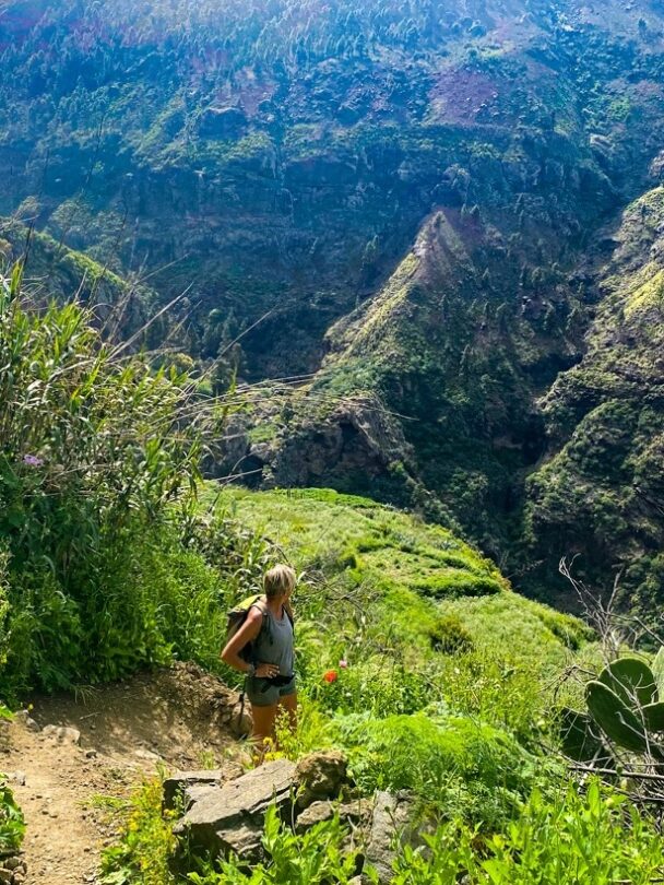 All-Women Hiking Tour in Priorat Region, Spain | 57hours