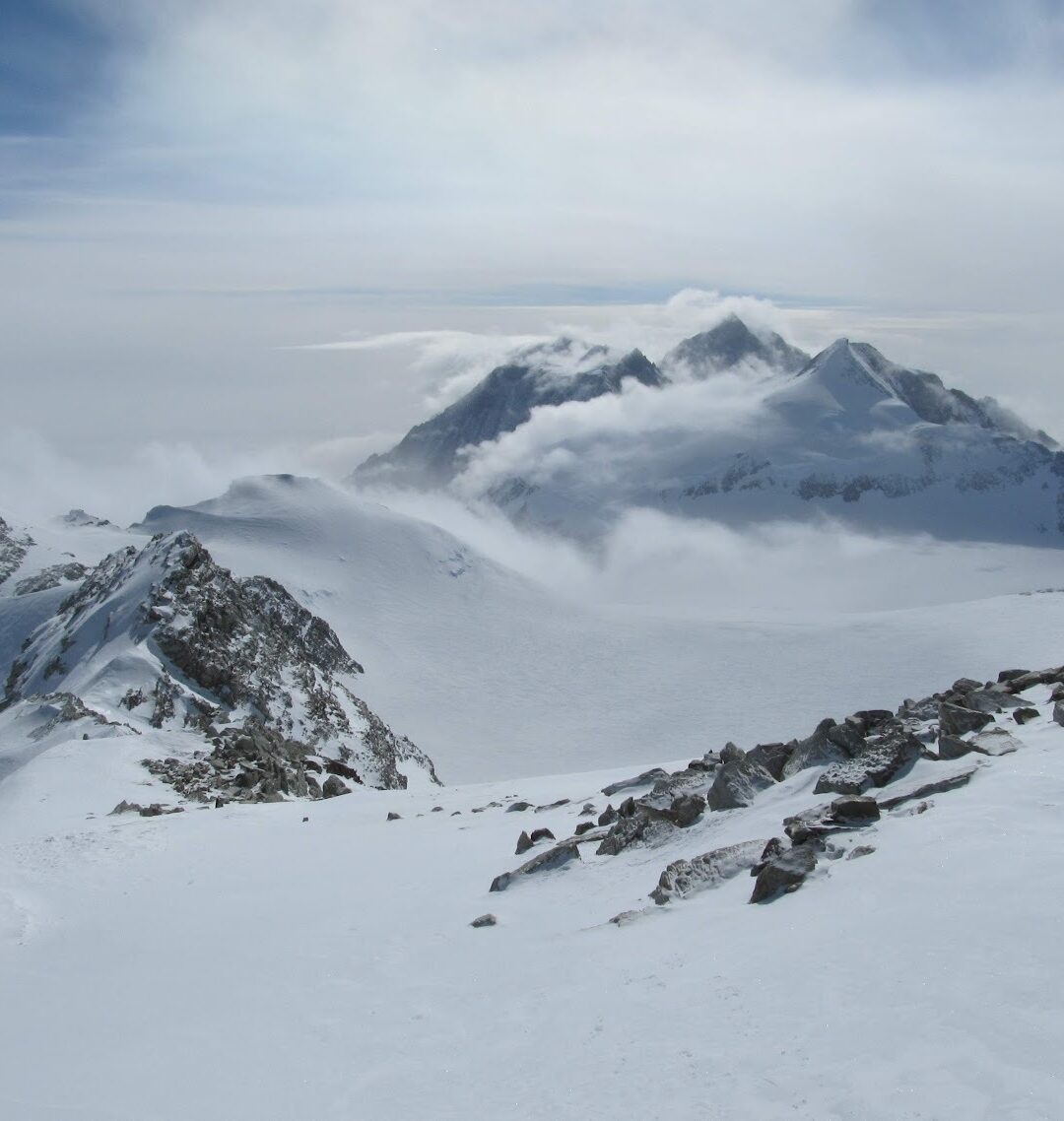 Mt Vinson Guided Mountaineering Expedition | 57hours