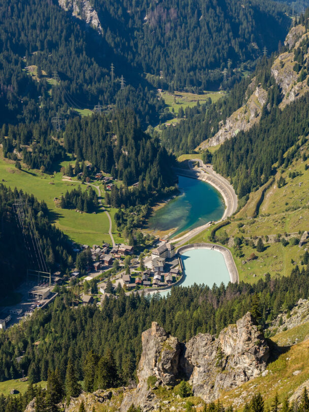 Hiking from Chamonix to Annecy: 8 Days in the Alps | 57hours