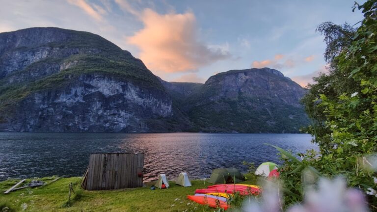 Guided Sea Kayaking Tour from Flam Beach, Norway | 57hours
