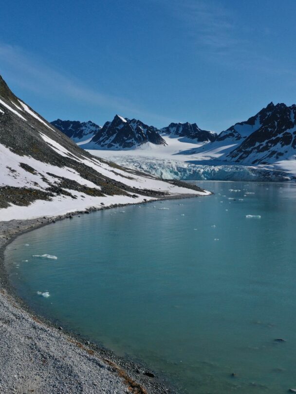 Sail and Explore Svalbard With a Guide | 57hours