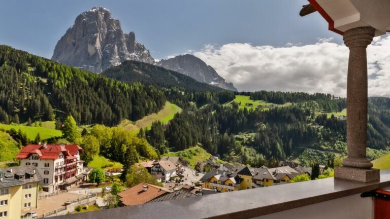 Trekking Val Gardena With an Expert Guide, Italy | 57hours
