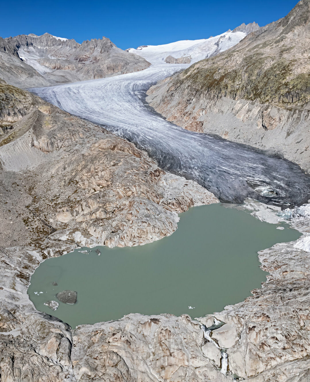 Guided Four Springs Trek, Switzerland | 57hours