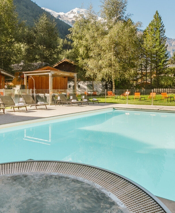 Ultra Trail du Mont Blanc: Guided 8-Day Tour | 57hours